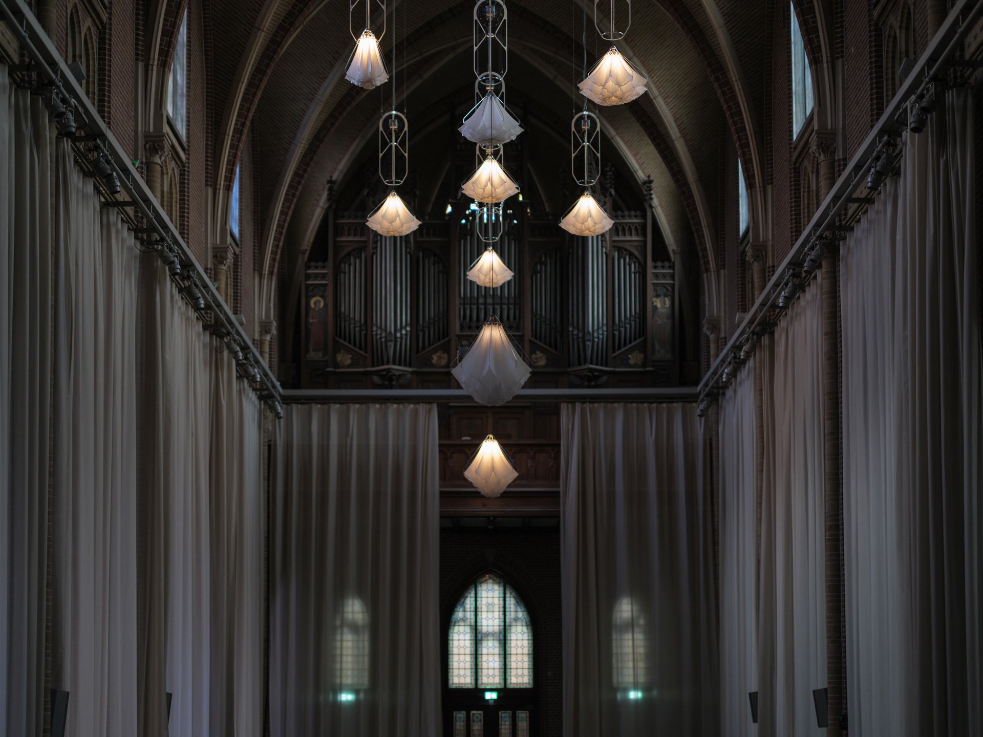 GLOW - 18-19 NOV - Live performance van Annelie de Vries in de Paterskerk bij Shylight van ...