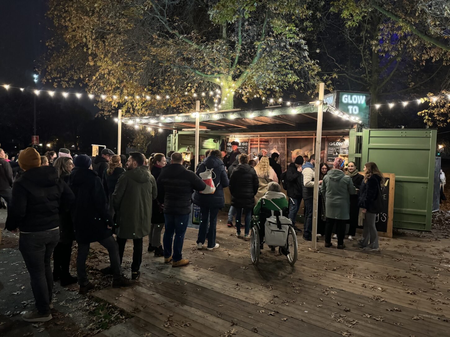 GLOW - Food & Drinks